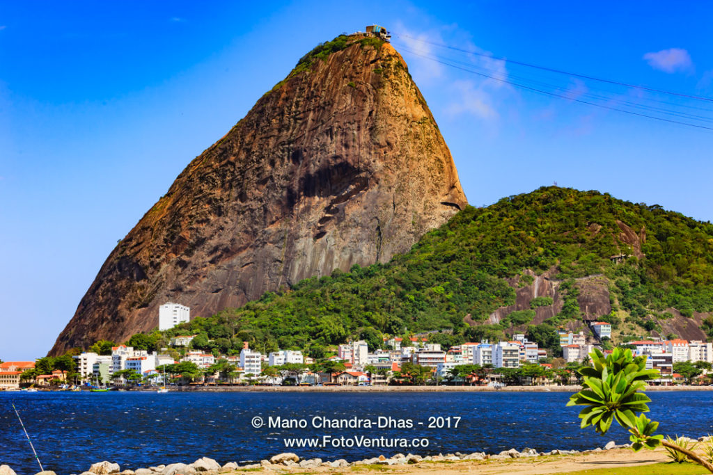 Rio de Janeiro, Brazil: the iconic Sugar Loaf Mountain - FotoVentura